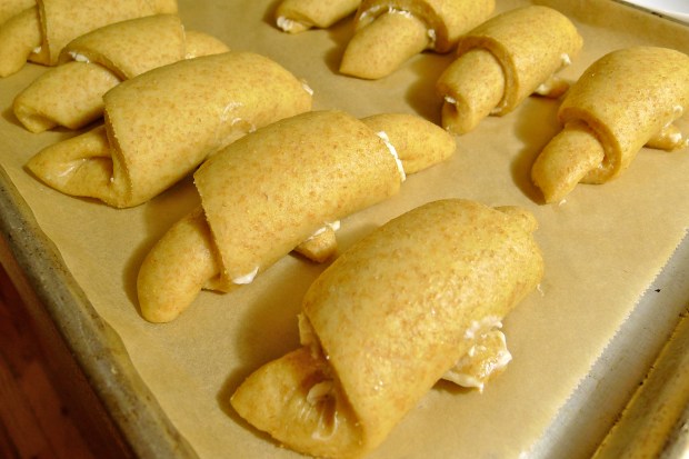 Cooking The Hunger Games: District 11’s Crescent Moon Rolls with Sesame ...