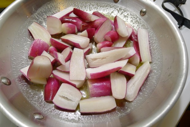 French Breakfast Radishes Sautéed in Butter – coolcookstyle